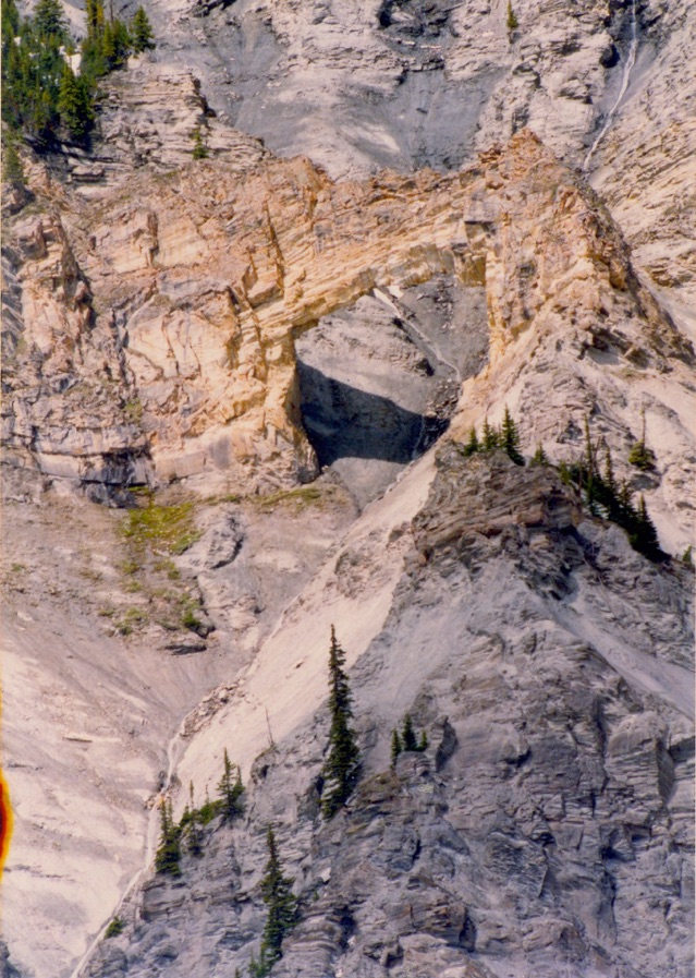 A Memorable Hike to the Natural Arch